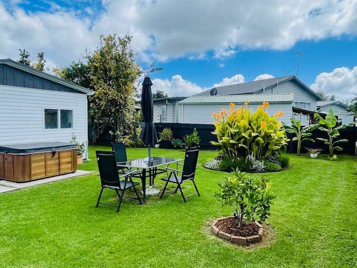 Private Spa Retreat | Pet-friendly Whitianga Stay - フィティアンガ