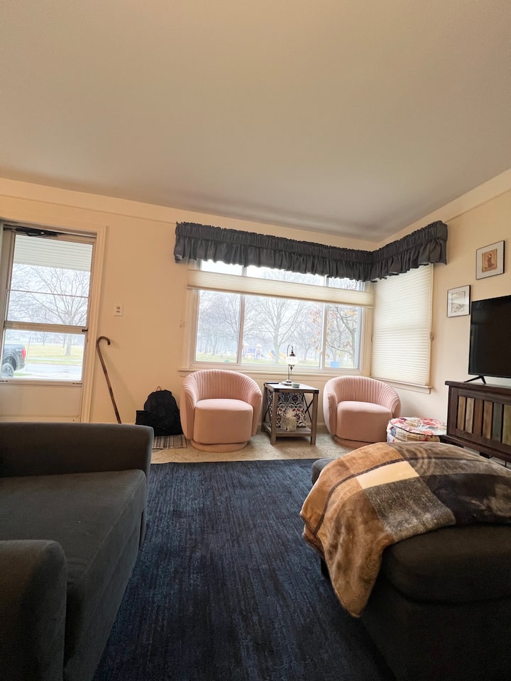 Traditional Bungalow - Dearborn, MI