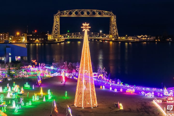 Bentleyville Family Home 2 Blocks To Lake Superior - Two Harbors, MN