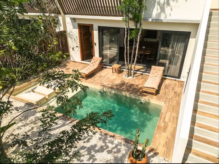 Luxury Downtown Villa • 2 Private Pools • Walkable - Tulum