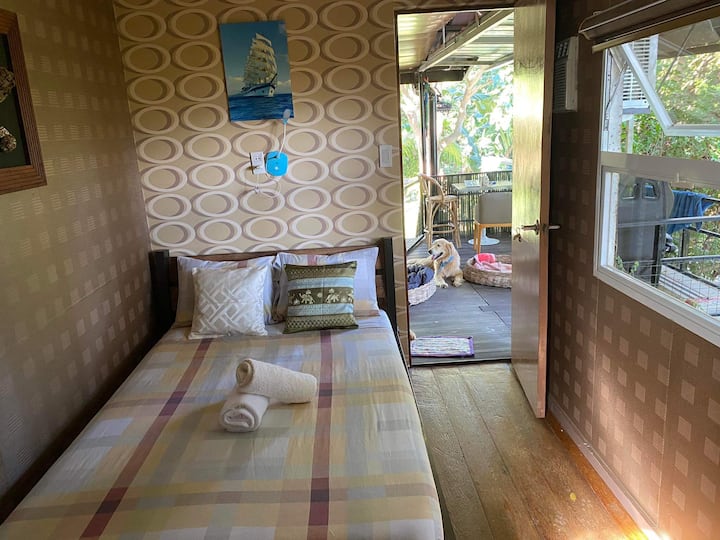 Room Homestay For Animal Lovers - Coron