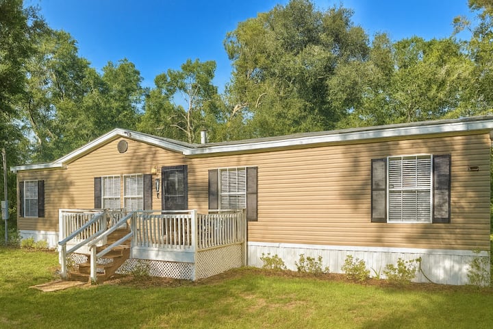Ideal Location In Live Oak Area! - Stephen Foster Folk Culture Center State Park, White Springs