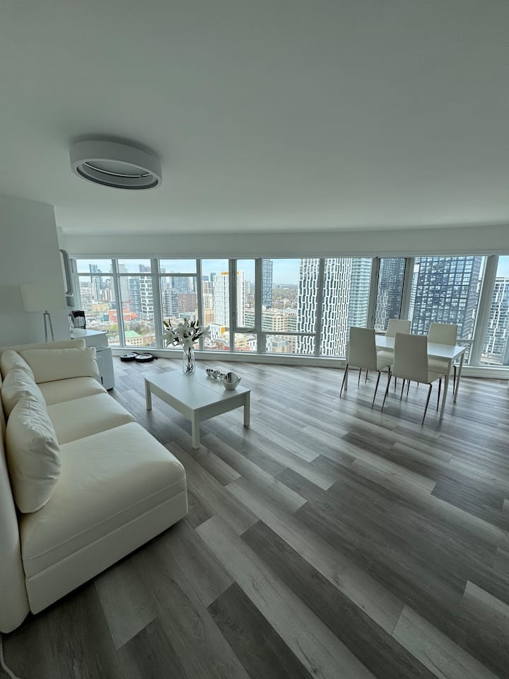 Room In Toronto Downtown Yonge-dundas - Toronto