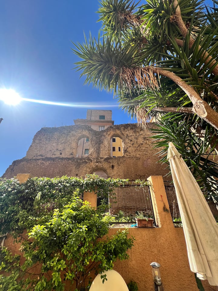 L’acquedotto A Testaccio - Rome