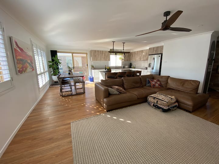 Walking Distance To Beaches And Town. - Yamba