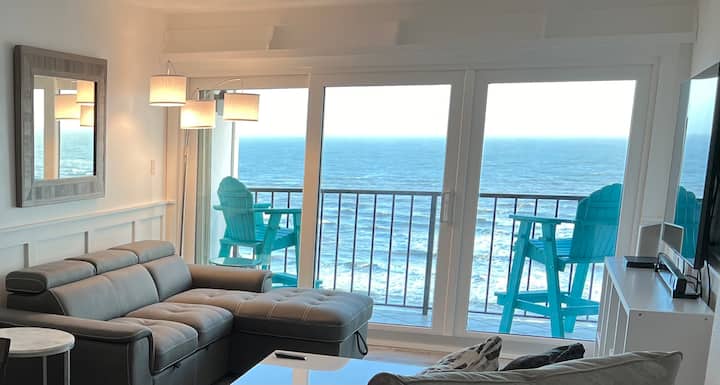 Beachfront Pet Friendly Condo. Stunning Views. - Tiki Island, TX