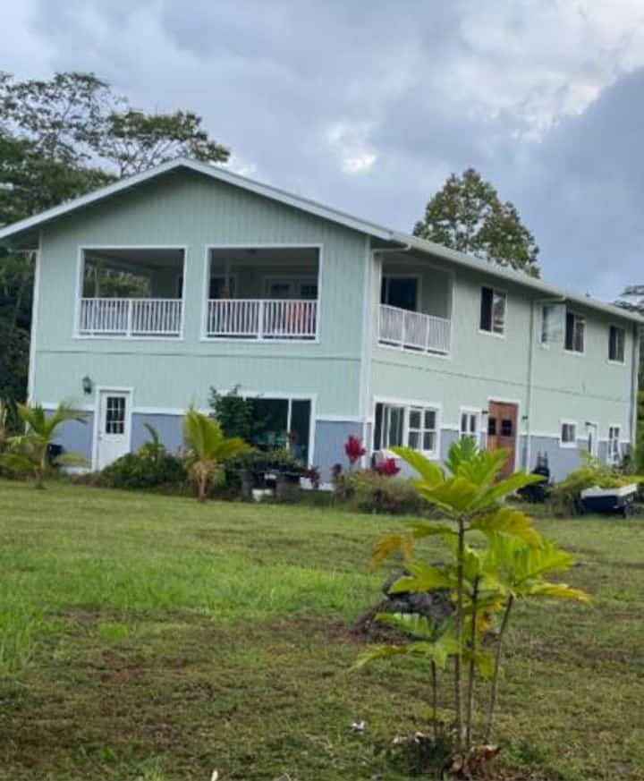 Quiet Haven With A Touch Of Tropical Paradise - Pāhoa, HI