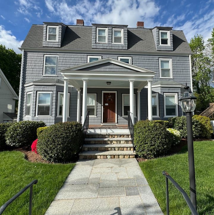 Spacious 3bdrm Home, Perfect For An Extended Stay! - Burlington, MA