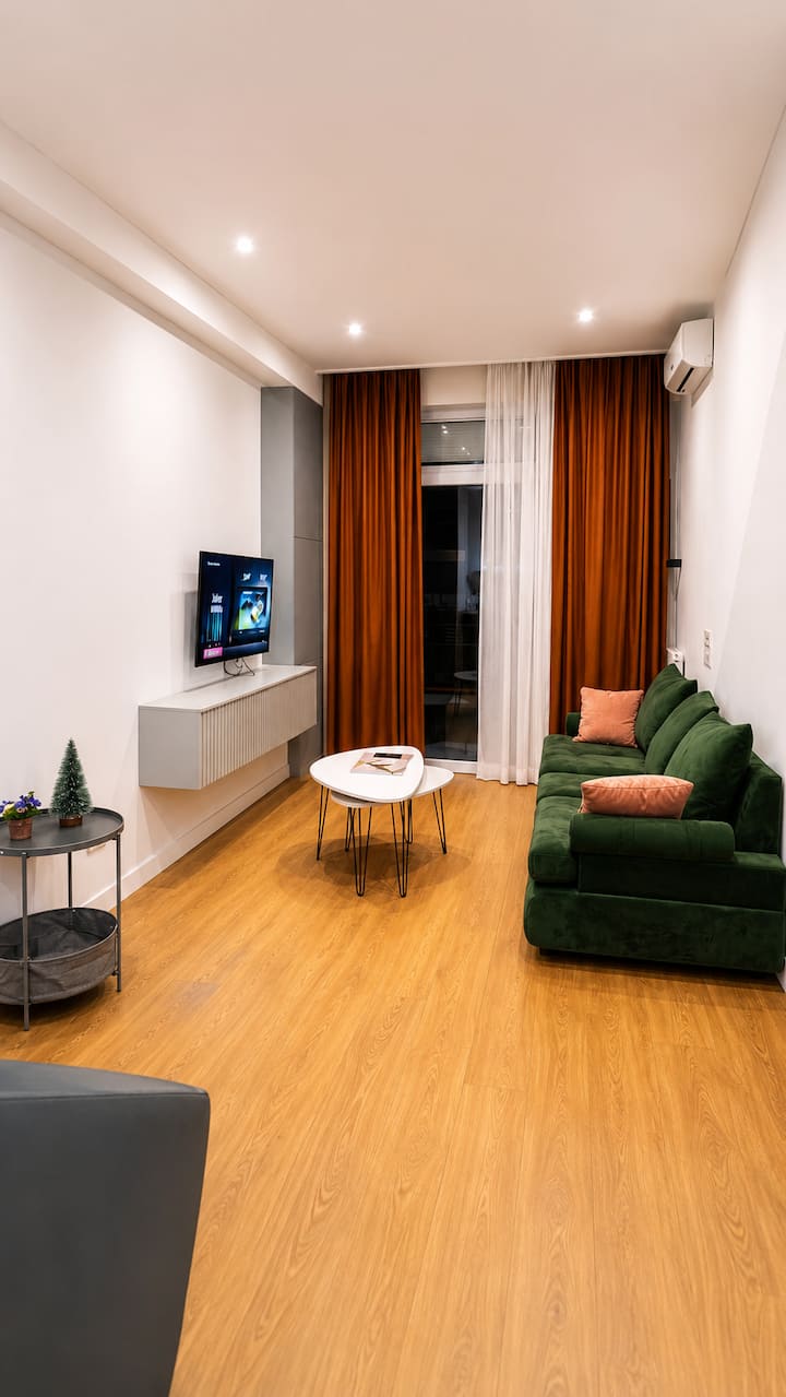 Your Cozy Home Near Metro - Tbilisi