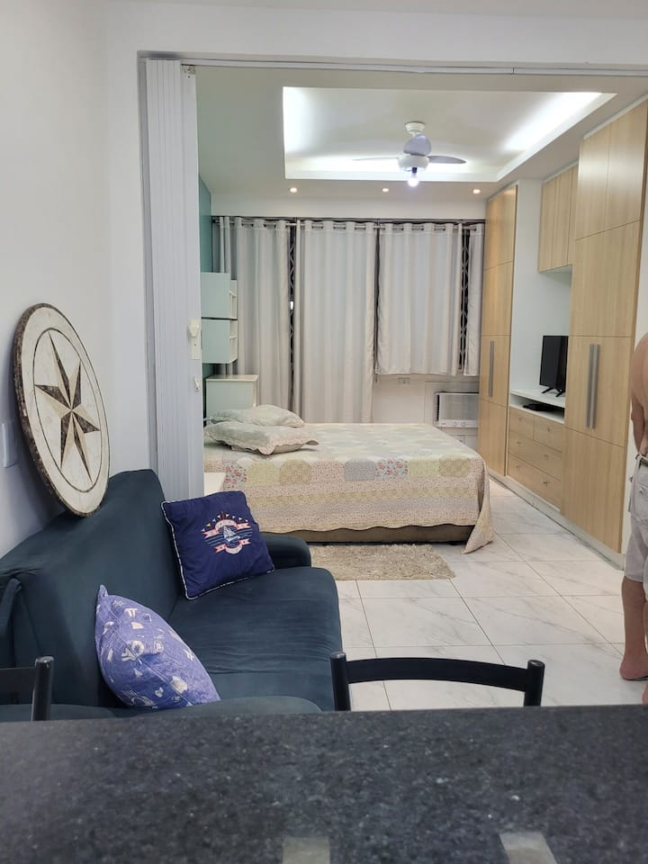 Apartamento Inteiro  200 Metros  Da Praia Posto 04 - Ipanema