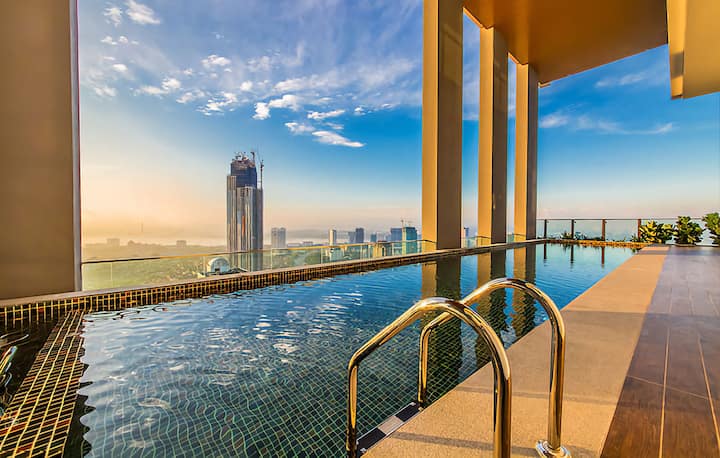 [Setia Sky88 Sky Infinity Pool] 4 Pax, 2 Rooms - Johor Bahru