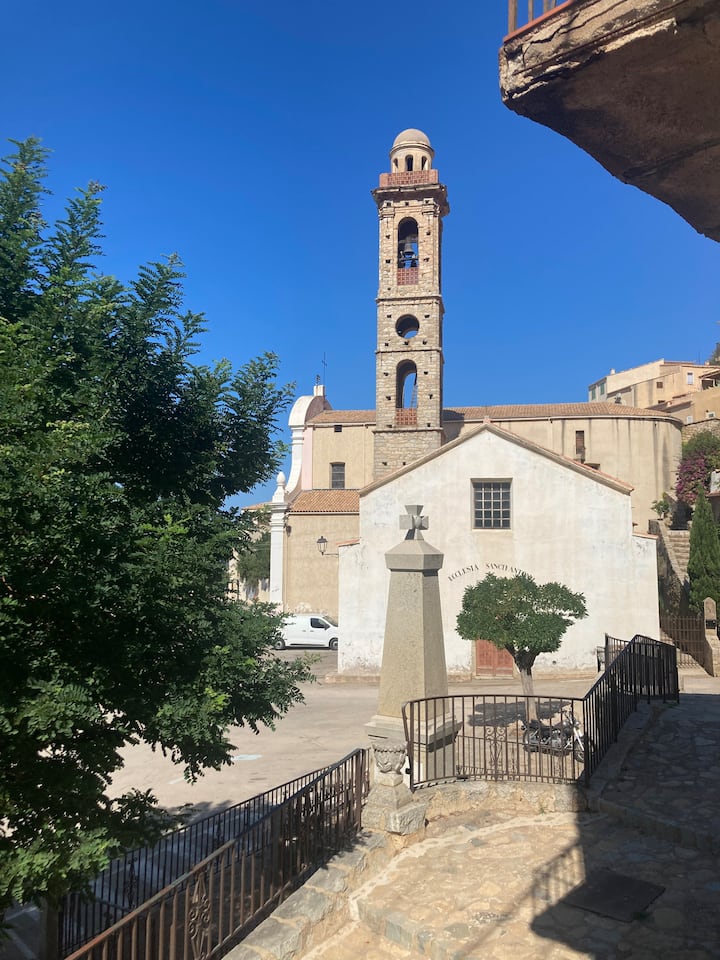 Maison Sur La Place De Lumio - Calvi