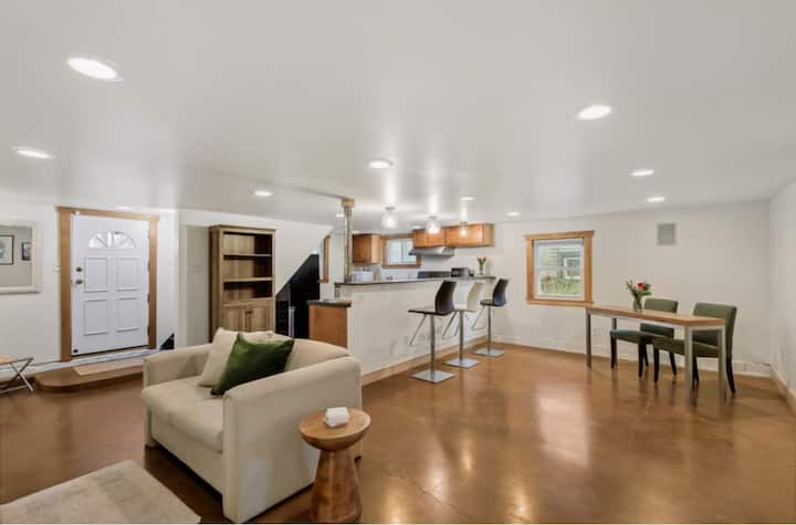 Georgetown - Private Guest Suite - Seattle, WA