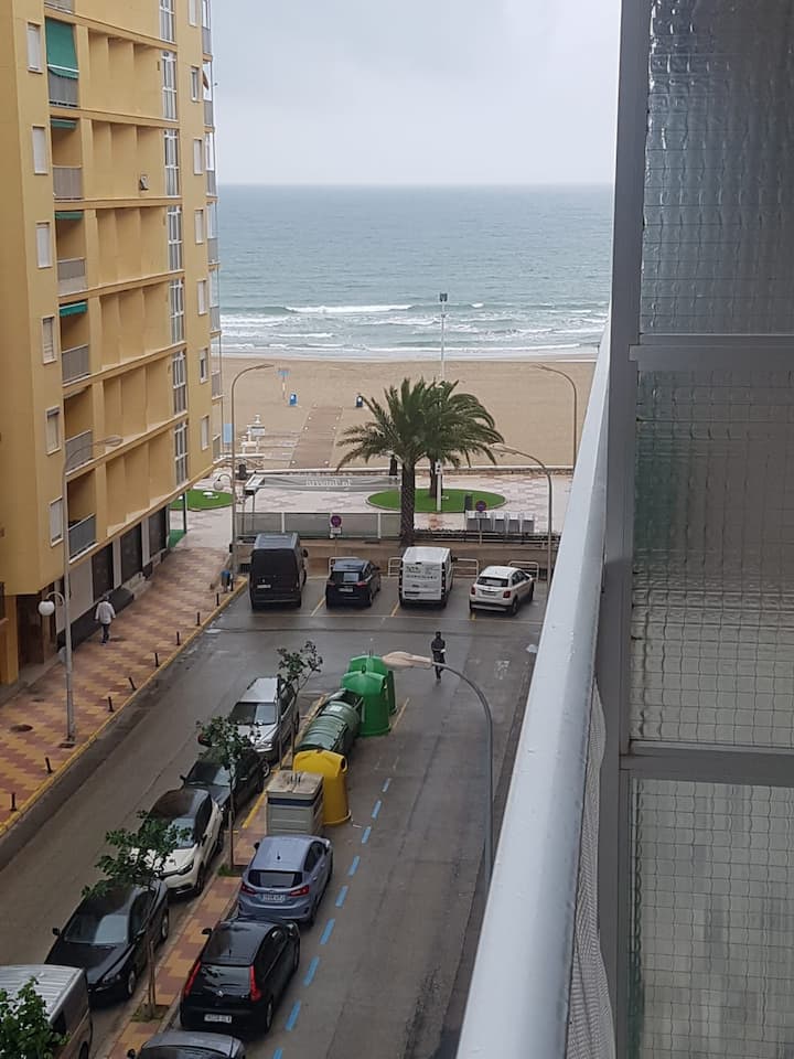 El Mar Y La Tranquilidad Unida - Favara
