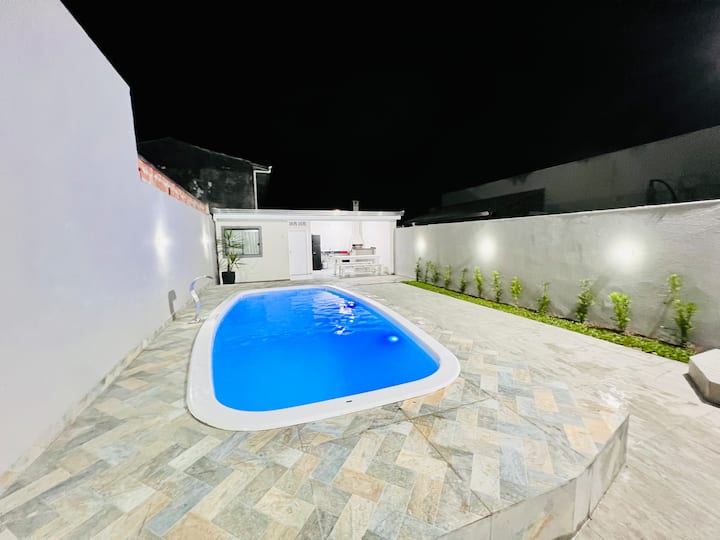 Casa Na Praia Com Piscina, Ar Condicionado - Matinhos