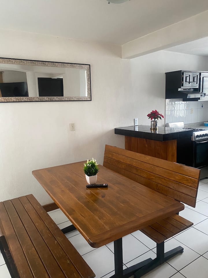 Depa Amueblado Zona Centro Qro Equipos De Trabajo - Querétaro