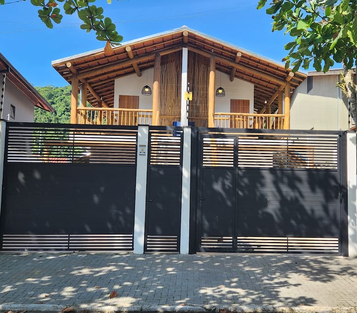 Loft 3 | Ar | Praia Centro A Pé | ÔNibus Até 12 X - Ubatuba