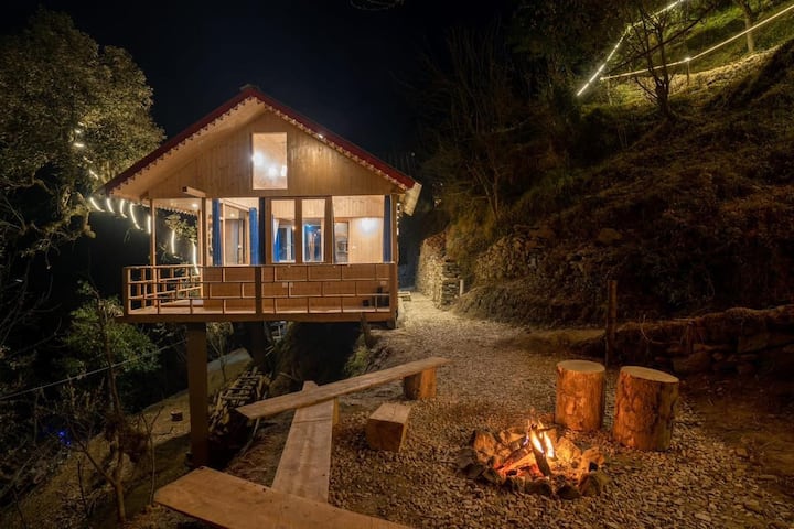 Volcastay 3br Treehouse Jibhi-jungle, Snow - Jibhi
