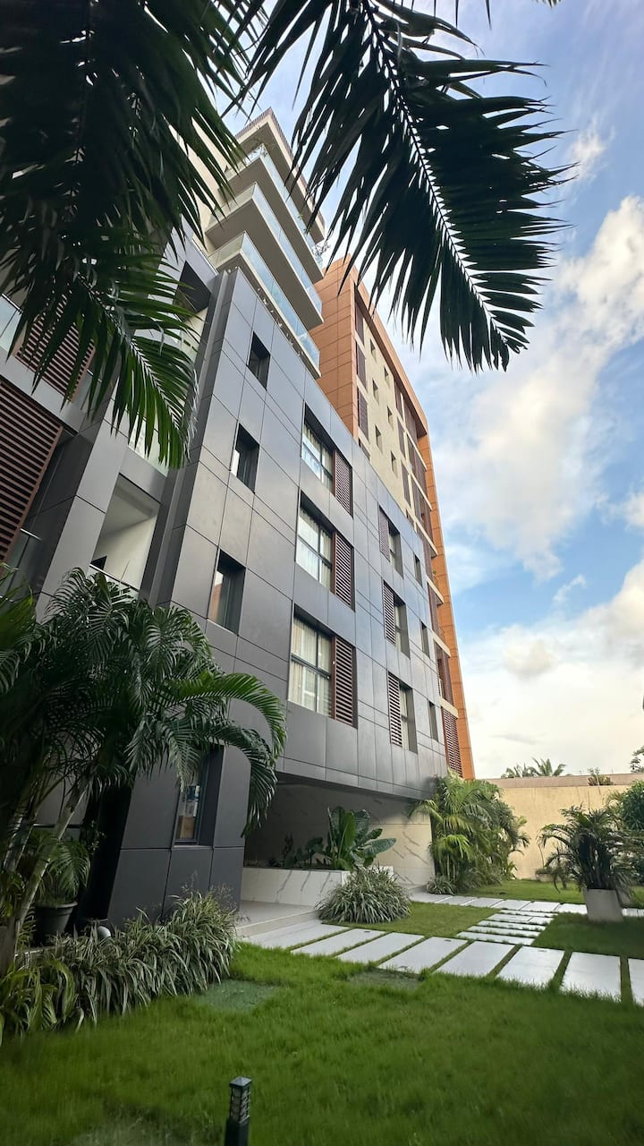 Appartement 2p En Zone 4 - Abidjan