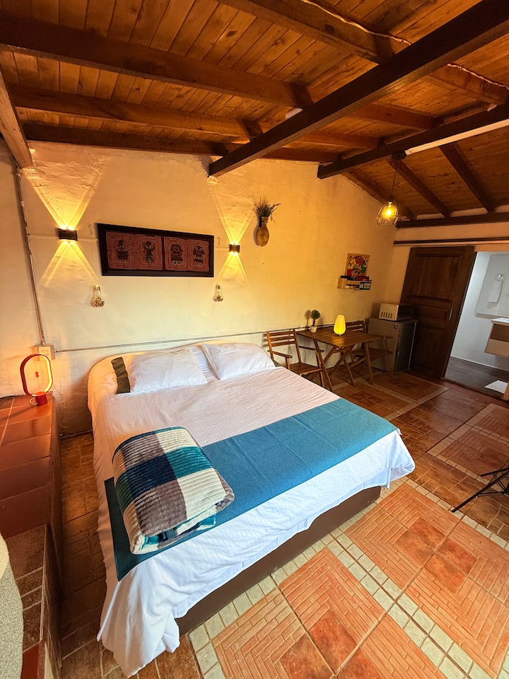 Cabaña + Glamping/4-6 Personas. Parking/wifi/cerca - Jardín