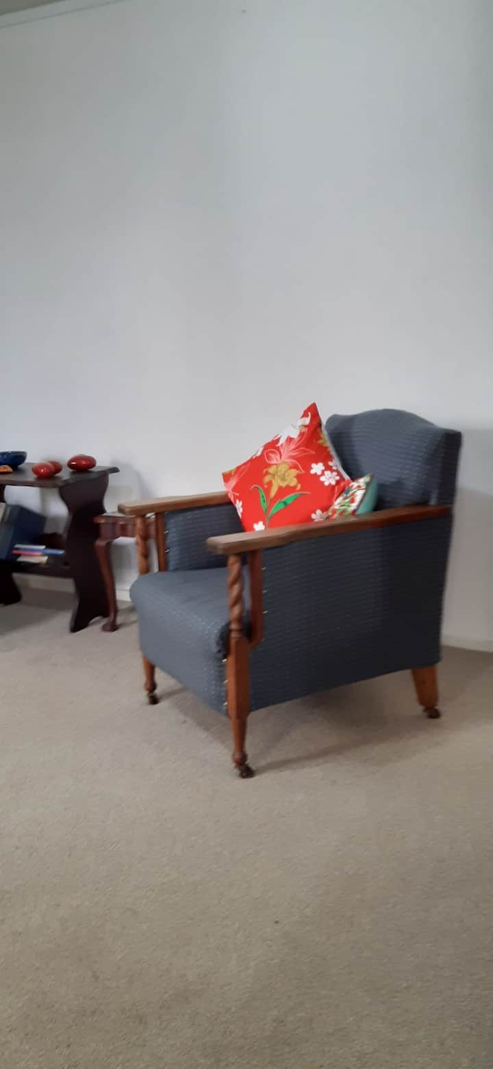 Beds In Beautiful Browns Bay - Auckland