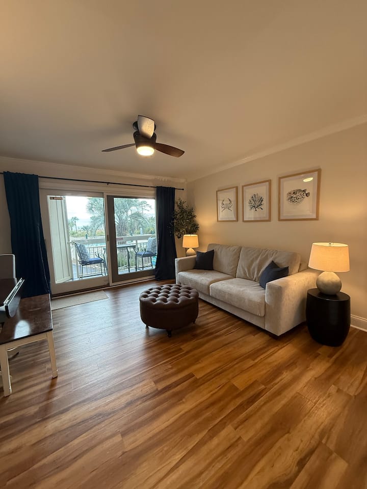 Atlantic Views: Your Premier Hilton Head Condo - Hilton Head Island, SC