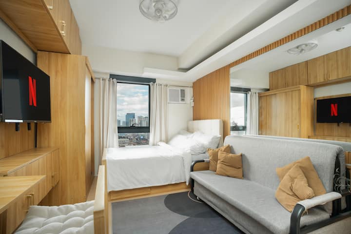 Fully Furnished :Japandi Warm Studio Retreat In Qc - Quezon City