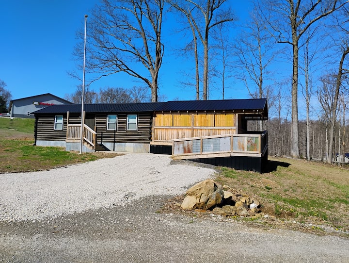 Hysteria Hollow Cabin - French Lick, IN