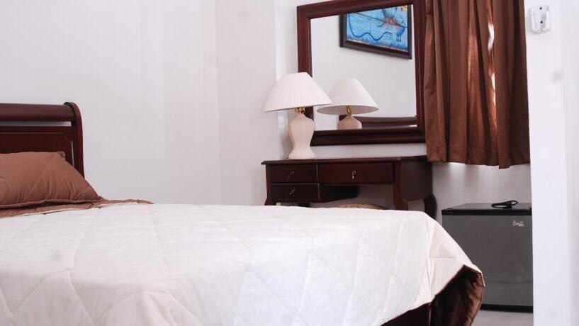 Luis V Hotel Colonial II - Airbnb