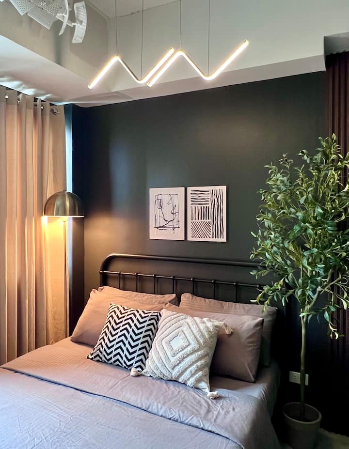 Industrial, Smdc Grass 5 Min Sm North/trinoma Qc - Quezon City