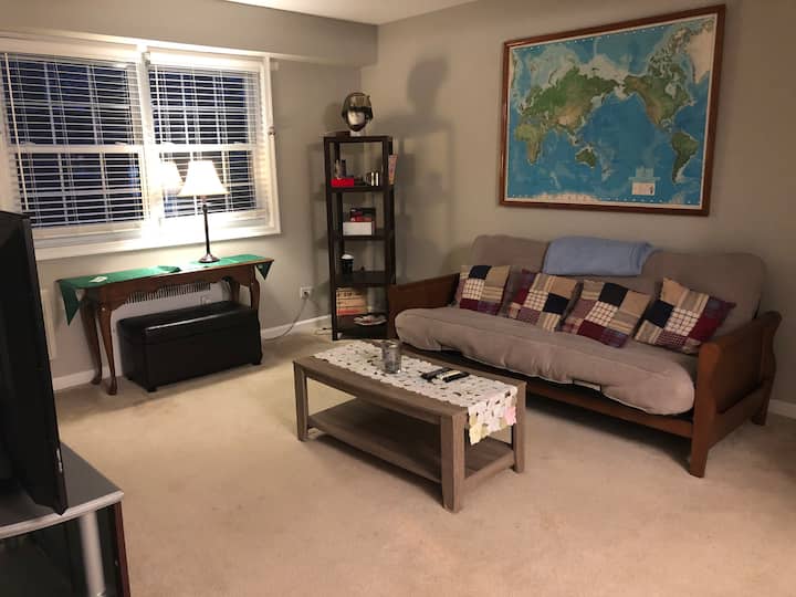 Quiet And Cozy Getaway - Arlington, VA