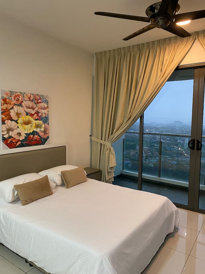 Evo Mall Studio Unit Bangi With Amazing Pool View - Bandar Baru Bangi