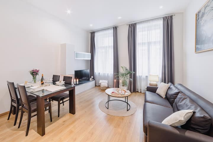 Premiere Dubcek Apartment - Praga