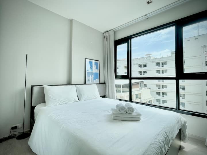 Pattaya Center Condo/ Tree Escape - Pattaya City