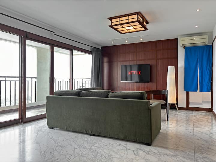 Youre•at Okinawa / 4br / 20min Plus Ke Lembang Zoo - Bandung