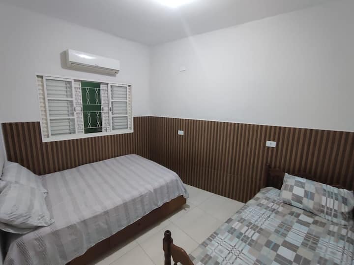 Casa 500 Mts Da Praia Do Indaiá. - Caraguatatuba