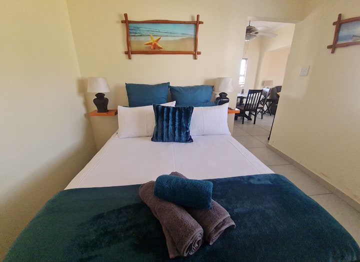 20 Almond Rd - Amanzimtoti