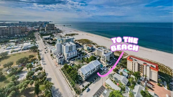 Fins Up! | Condo Steps From The Sand - Clearwater Beach