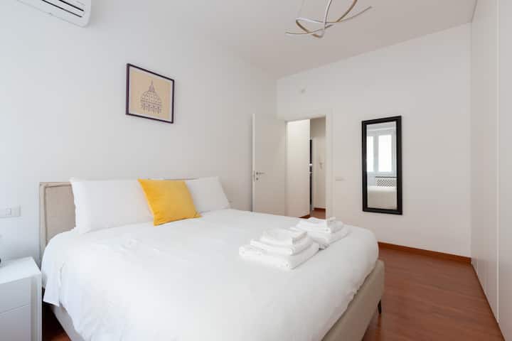 Refined Home Between Colosseum And Stjohn Basilica - Rome