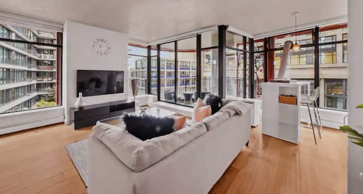 Dt Vancouver 2br Free Parking 10-min Walk Bc Place - Vancouver