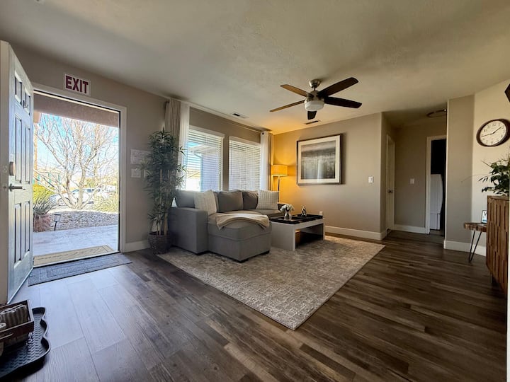 Cozy Home, Steps From Zion & Hot Springs, Sand H - La Verkin, UT