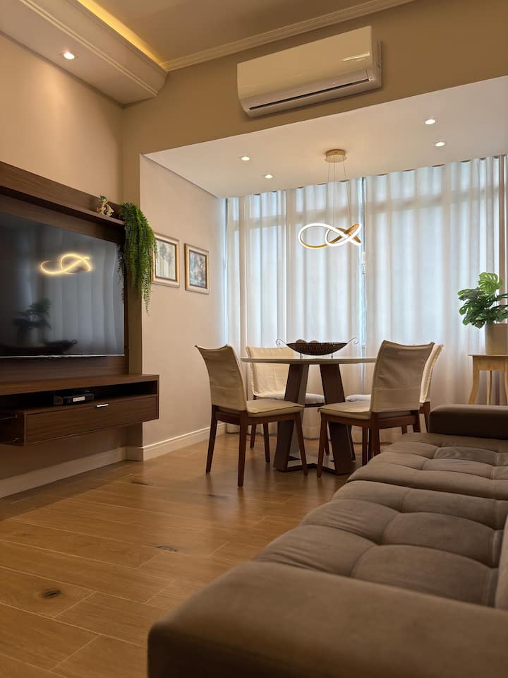 Beachfront Avenue | Family Apto - Santos