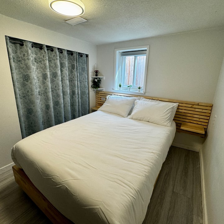 Comfy Suite W 10 Min Train To Dt - Vancouver