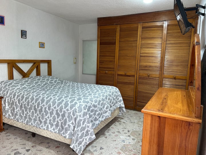 Retreat With Garden In Lomas De Cortés - Cuernavaca