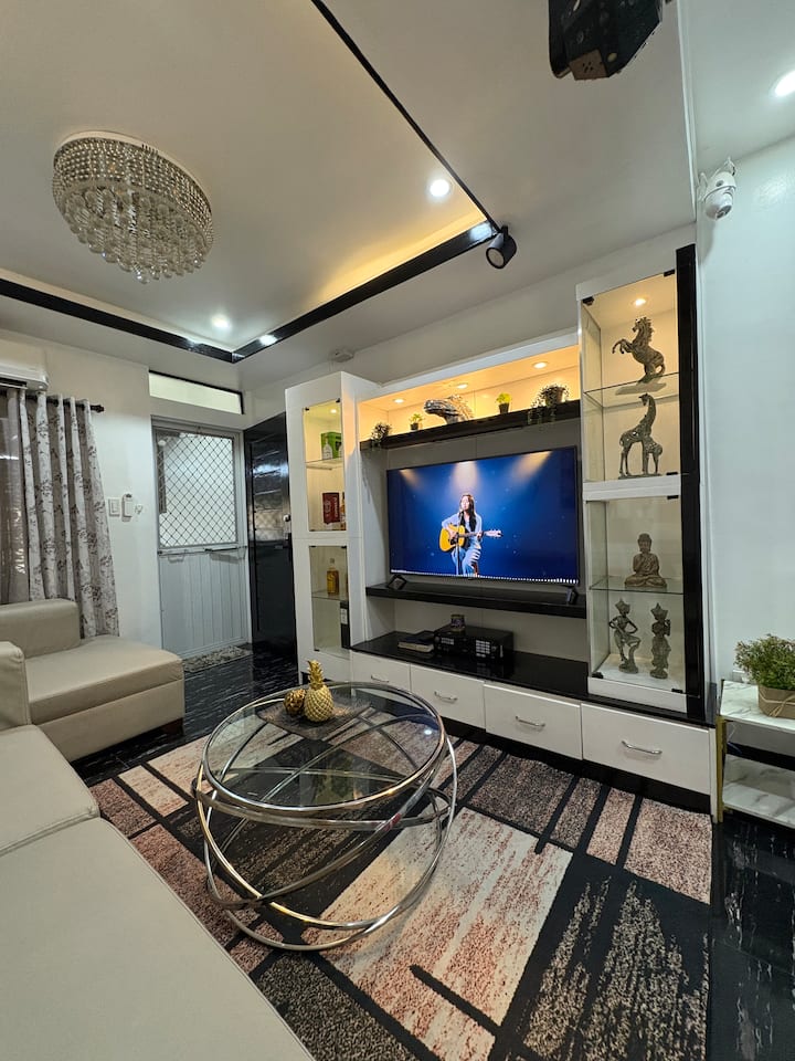 House For Fun, For Barkada, For Family - Muntinlupa