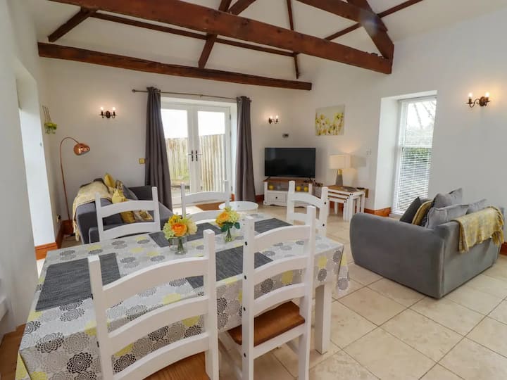 Paddy's Mount Cottage - Craster