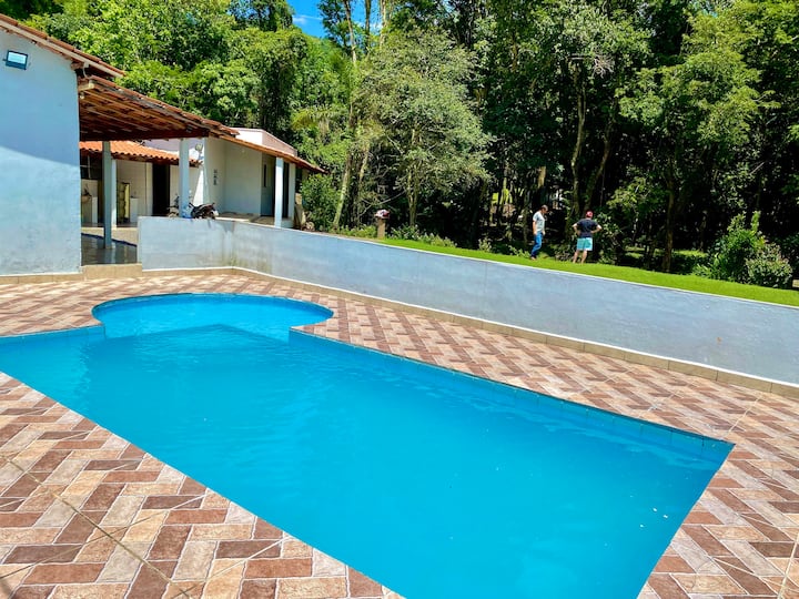 Chácara Em Meio à Natureza Com Lago De Pesca - Socorro