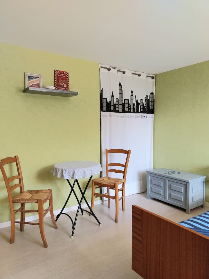 Chez George - Sous-sol - Accès Indépendant - Aurillac