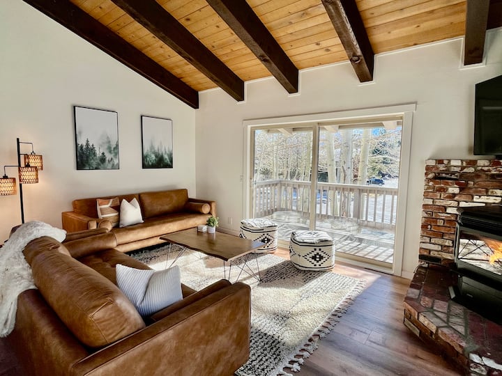 Aspen Château: Bright & Boho 4br 3ba - Mammoth Lakes