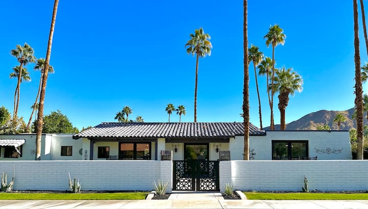 Casa Caliente: A Mid-century Hacienda - Palm Springs, CA